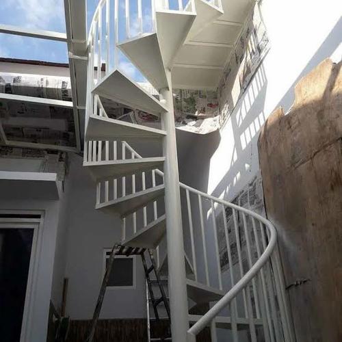 Jual tangga lingkar besi minimalis - Kota Tangerang Selatan - sejati ...