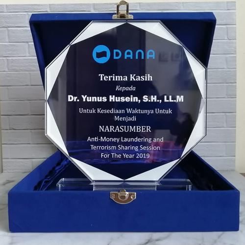 Jual PLAKAT AKRILIK CUSTOM, TROPHY CUSTOM UKURAN 20X15 PROPORSIONAL ...