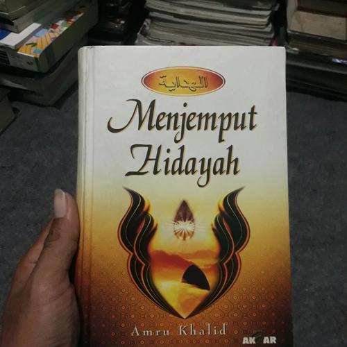 Jual Menjemput Hidayah Amru Khalid - Kab. Bantul - FINCO BOOK STORE ...