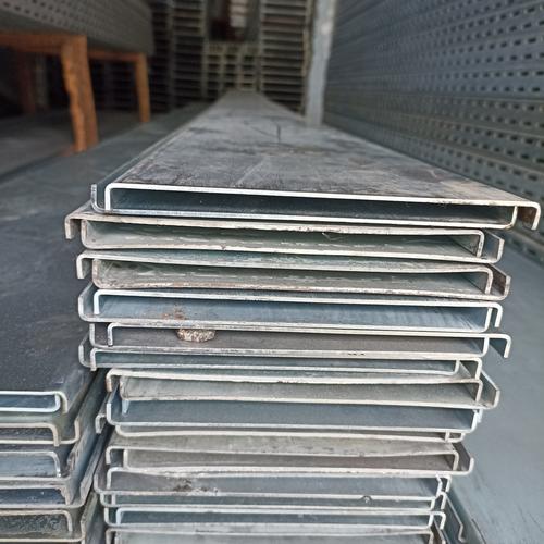 Jual COVER TRAY/TUTP TRAY W400×L3000MM ELECTRO GALVANIS - Jakarta Pusat ...