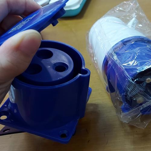 Jual Socket Panel industri lengkap plug 3kaki 32A tipe 323-023 ...