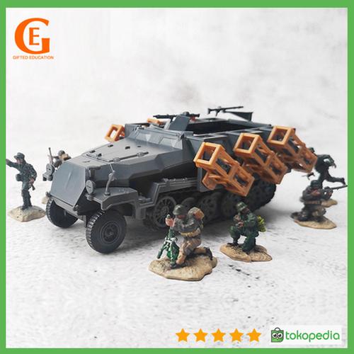 Jual Mainan Rakitan Model Mobil Roket Missile Armored Fusss Rocket 4D 1 ...