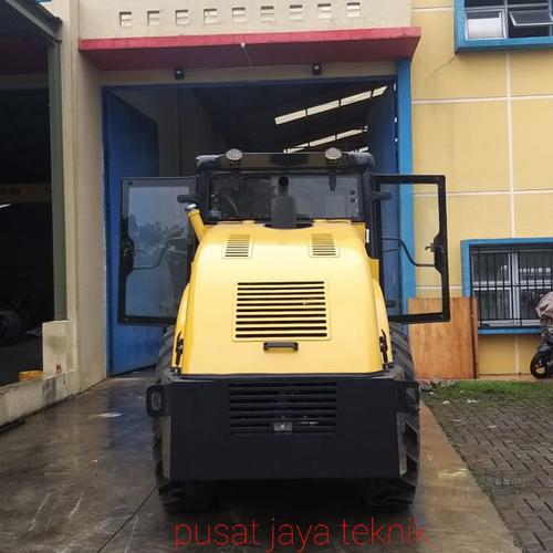 Jual Tandem roller 8 ton 8000kg engine cummins - Jakarta Barat - Pusat ...