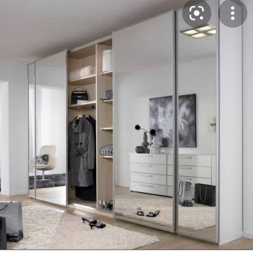 Jual lemari pakaian hpl full cermin sliding rel gantung ukuran 250x300 ...