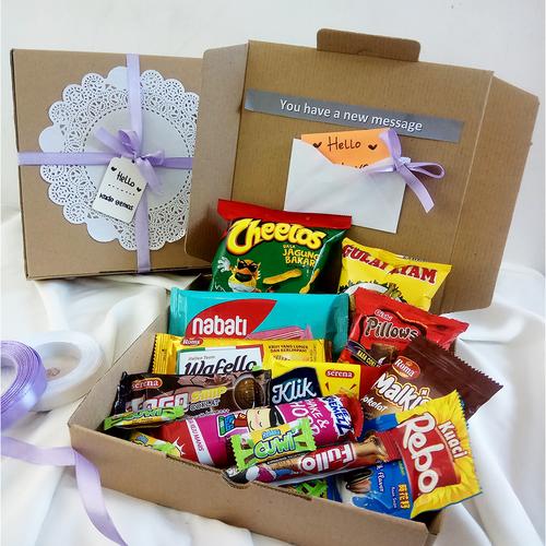 Jual KADO / SNACK BOX / HAMPERS / SNACKBOX / KADO ULTAH / KADO WISUDA ...