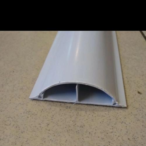 Jual Kabel duck oval 90x20 / Floor duck / protector kabel 90x20 2.9 ...