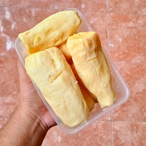 Jual Tape Singkong / Tapai Singkong Box Manis Dan Lembut - ½ Kg ...