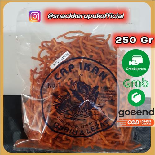 Jual Snack Kerupuk Mie Lidi Rapuh Cap Ikan Keripik Pedas Balado - 80 Gr ...