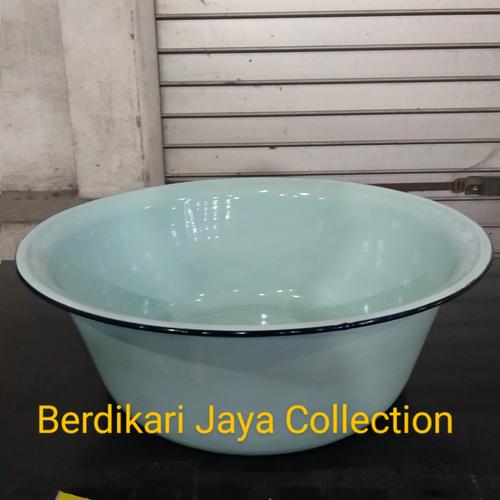 Jual Baskom /Waskom 40 Cm merk Timbangan Enamel Jadul - Kab. Pasuruan ...
