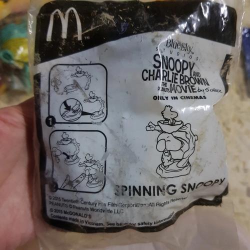 Jual Mainan Mcdonalds Pokemon Snoopy and Charlie Brown Minion ...