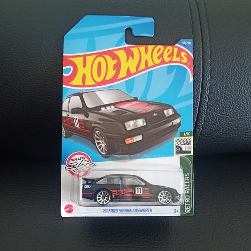 Jual 87 Ford Sierra Cosworth Hotwheels Retro Racers Hitam - Kota Bekasi ...