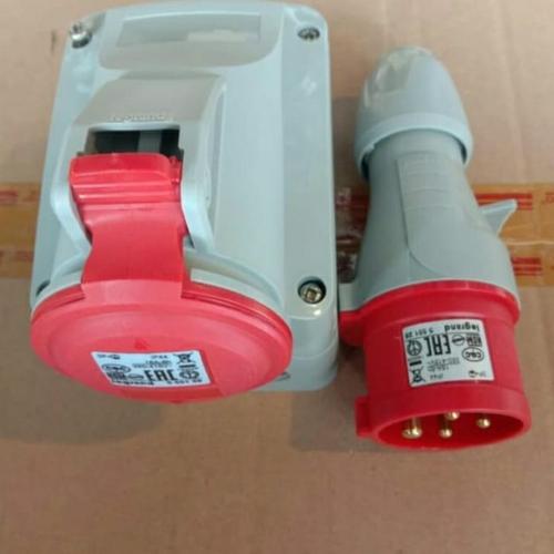Jual Legrand Set Surface Mounting 555158 + 555128 Plug Socket 3Phase ...