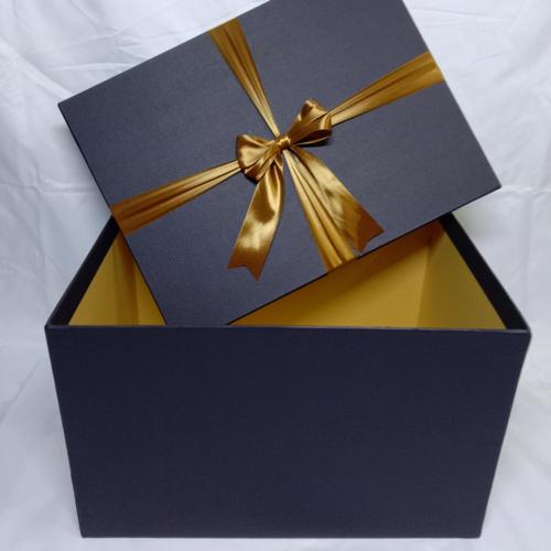 Jual kotak kado gift box + 40x30x25 cm + berpita + tanpa pita - Pink ...