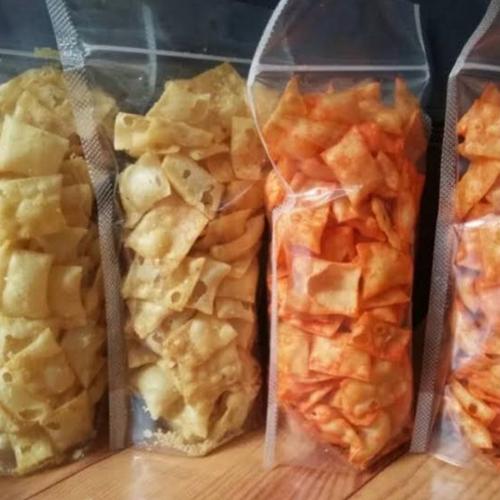Jual keripik pangsit bumbu balado,cemilan nikmat,gurih,pangsit,makanan ...