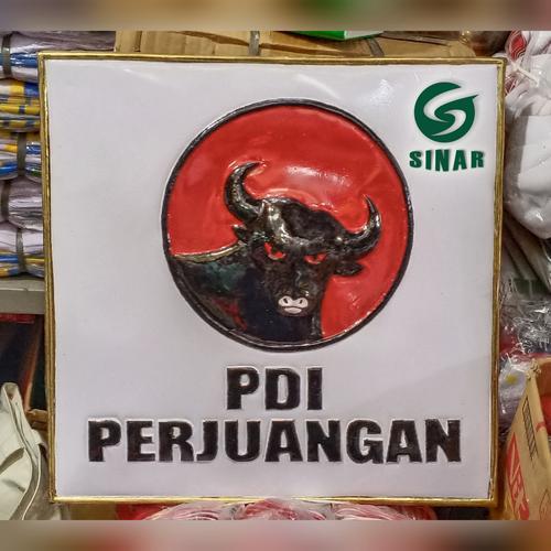 Jual lambang atau logo PDI P ukuran 100 cm - Jakarta Pusat - Sinar adv ...