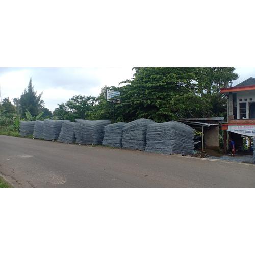 Jual Bronjong Kawat Galvanis Standar Ukuran 2x0.8x0.5 m kawat 2.7 mm ...