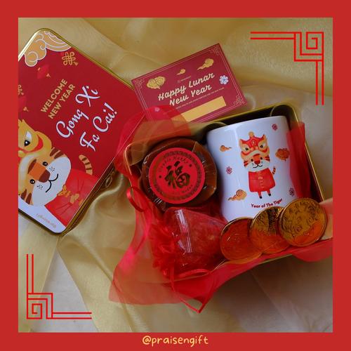 Jual HAMPERS IMLEK CNY MUG KUE KERANJANG WITH TIN BOX - Kota Surabaya ...