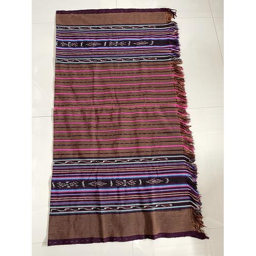 Jual Sarung tenun ikat lembata super etnik - Kota Kupang - Tenunntt_by ...