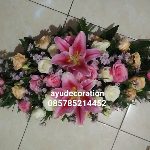 Jual bunga meja/ vas bunga meja/rangkaian bunga meja/karangan bunga ...