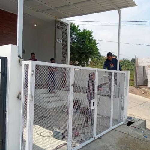 Jual pagar ram kawat expanded kombinasi hollow galvanis - Hitam - Kab ...