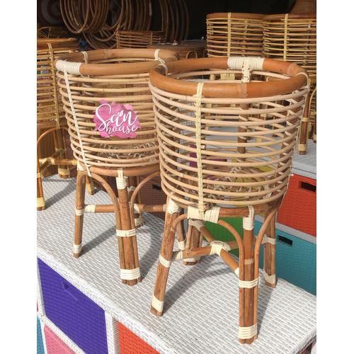 Jual Standing Planter Rattan | Rak Pot Tanaman Rotan - Jakarta Timur ...
