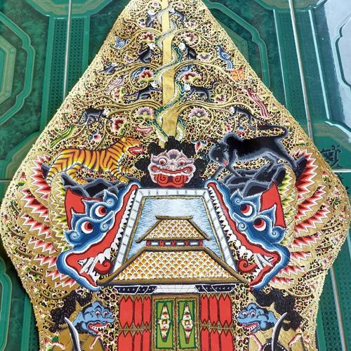 Jual wayang kulit gunungan gapuran kualitas super pentas - Jakarta ...