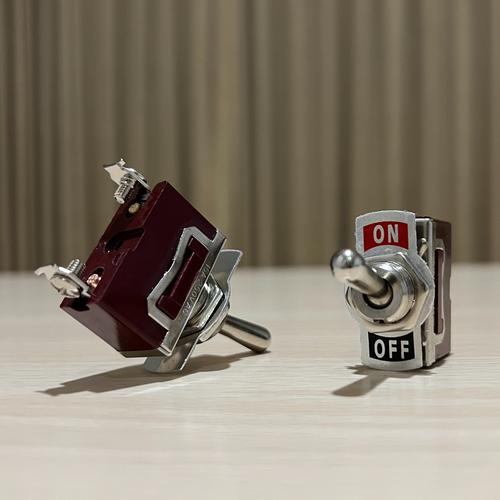 Jual SWITCH TOGGLE SAKLAR TOGLE 2 PIN ON OFF 15A 250V 20A 125V KN3C-101 ...