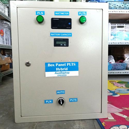 Jual box panel PLTS hybrid 1300w LF inverter 24v scc 100A otomatis ...