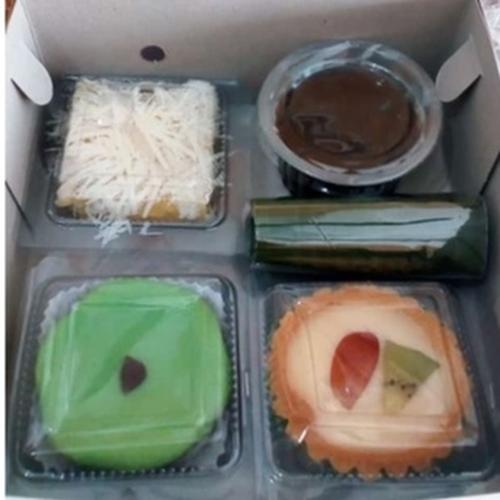 Jual Snack Box Kue Basah Jajanan Pasar Paket Snack Box - PAKET I - Kab ...