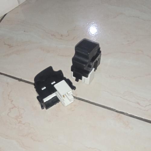 Jual Switch Power Window Kiri Toyota Hiace Commuter - Kab. Sleman ...