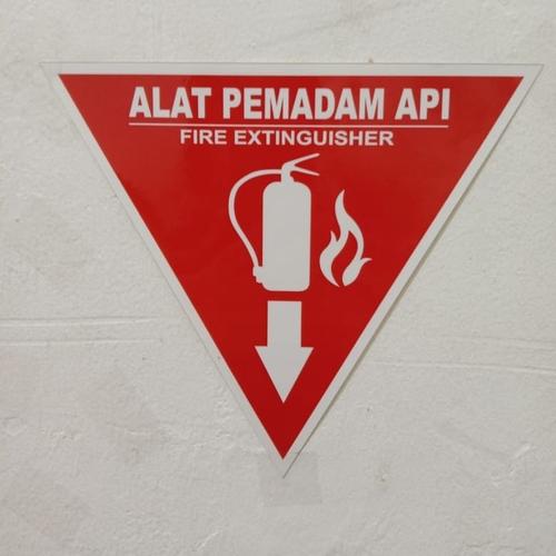 Jual SIGN STICKER SEGITIGA APAR K3 RAMBU / STIKER SEGITIGA APAR - 30X30 ...