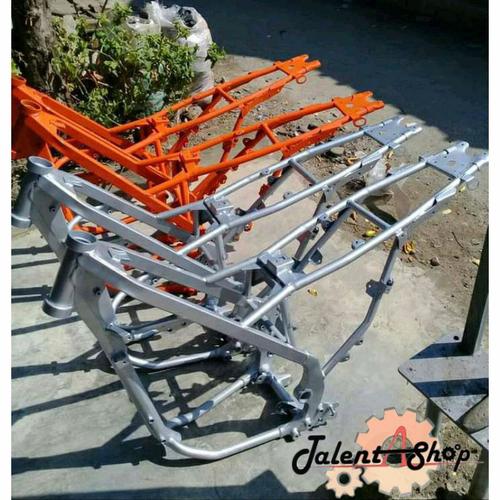 Jual RANGKA SASIS FRAME KLX GORDON PNP MESIN HONDA MEGAPRO, TIGER, VERZA, C - Silver, GL Pro ...