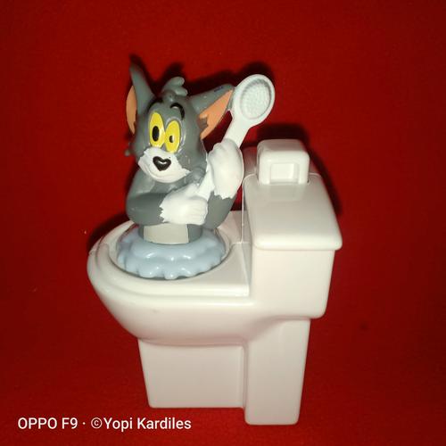 Jual happy meal Tom and Jerry Tom's toilet loose - Kota Batam - RINIGIB ...