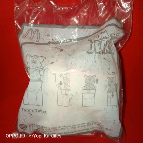 Jual happy meal Tom and Jerry Tom's toilet - Kota Batam - RINIGIB toys ...