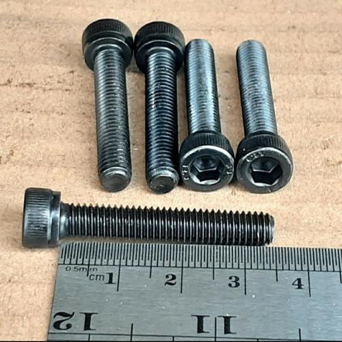 Jual BAUT L BAJA M6X30 FULL DRAT. BAUT L M6 X 30 BAJA HITAM -TANPA MUR - Kab. Tangerang - cahaya ...