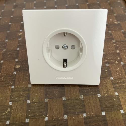 Jual STOP KONTAK ENGKEL PANASONIC STYLE PUTIH CP CHILD PROTECTION ...