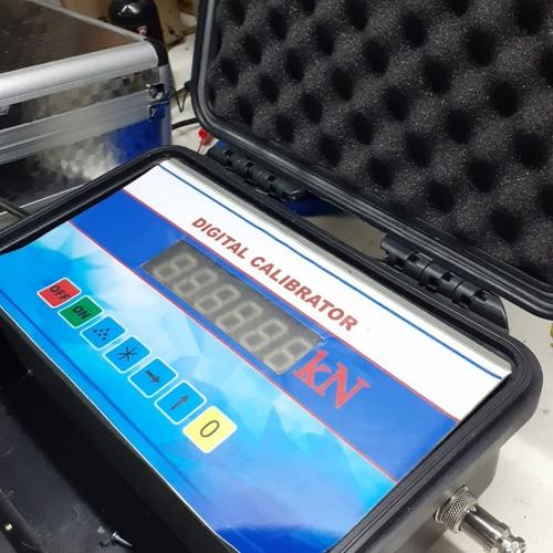 Jual Digital Kalibration Kalibrasi Digital Load Cell 3000 kN - Kab ...