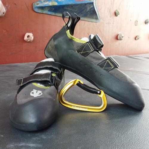 Jual climbing shoes sepatu panjat tebing EVOLV - Jakarta Selatan ...