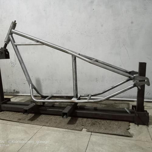 Jual frame untuk mesin Yamaha scorpio/Kawasaki merzy Binter, kz200 ...
