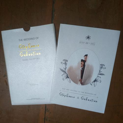 Jual cetak undangan hardcover simple elegan + foil nama isi & amplop ...
