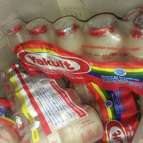 Jual Yakult Less Sugar Minuman Kesehatan 1 Pak Isi 5 Selalu Ready ...