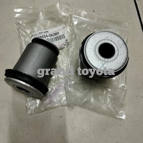 Jual Bushing Arm Bawah Hilux Revo Kecil Original 48654-0K040 - Kab ...