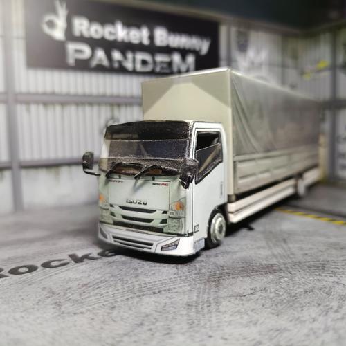 Jual miniatur truck medium long isuzu giga skala 64 papercraft ...