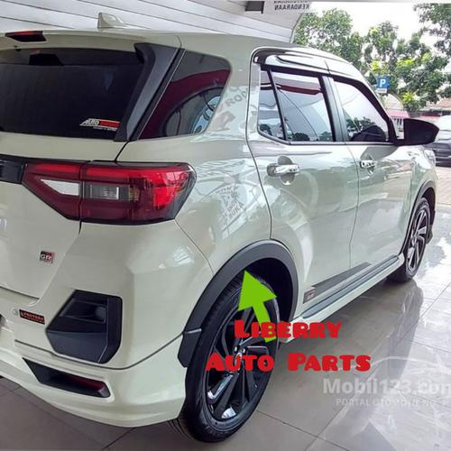 Jual Over FENDER Moulding QUARTER Belakang KANAN Raize ROCKY 2021-2022 ...
