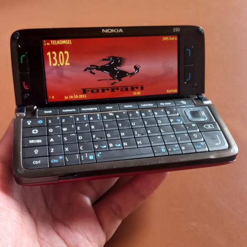 Jual Nokia E90 Communicator Merah Mulus Awet mirip 9110 9210 9300 9500 ...
