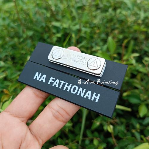 Jual SEHARI JADI Name Tag Grafir Gravir Gravier DOFF Laser Nametag Ukir ...