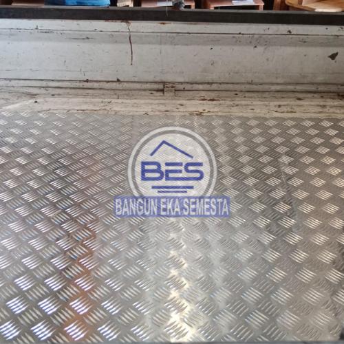 Jual PLAT BORDES ALUMINIUM 4 MM X 1.2 M X 2.4 M | CHECKERED PLATE ALM 4 ...