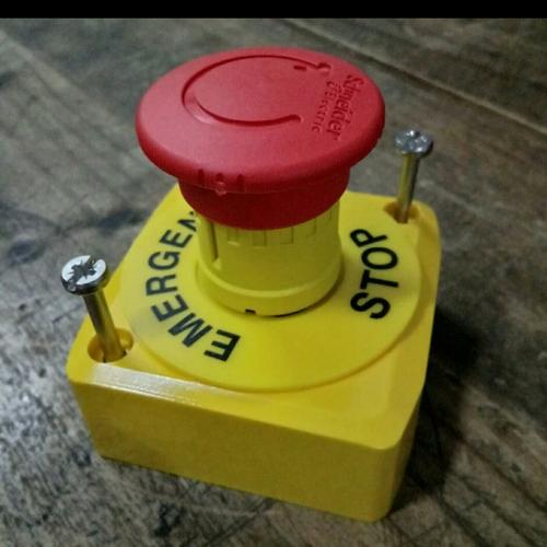 Jual SCHNEIDER XALK178 EMERGENCY STOP BOX SAKLAR SWITCH PUSH PULL ...