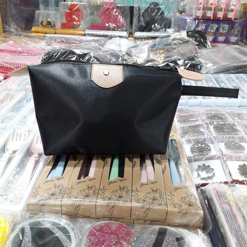 Jual SOUVENIR PERNIKAHAN+POUCH DOMPET KUPING+SABLON NAMA + KEMASAN ...