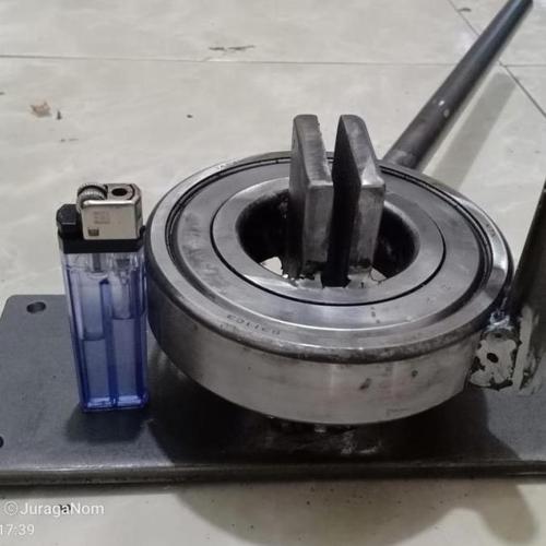 Jual Alat penekuk besi alat tekuk besi beton pembengkok besi beton ...